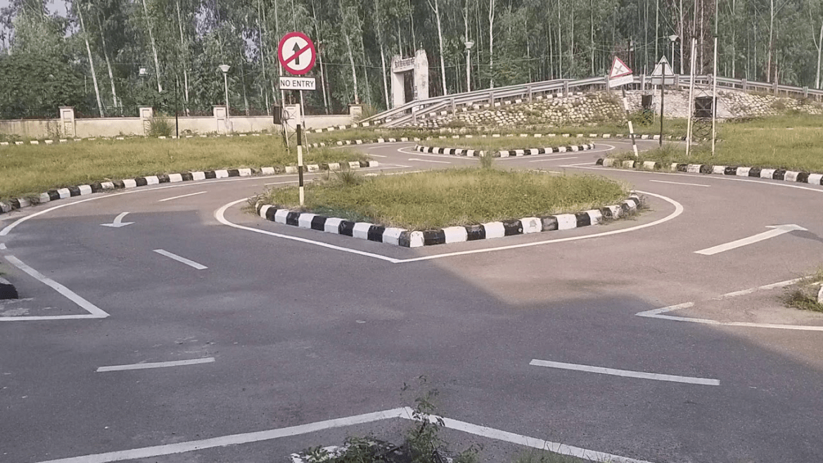 Revolutionizing Road Safety: AI to Monitor Driving Skills at 32 ... Revolutionizing Road Safety: AI to Monitor Driving Skills at 32 ...